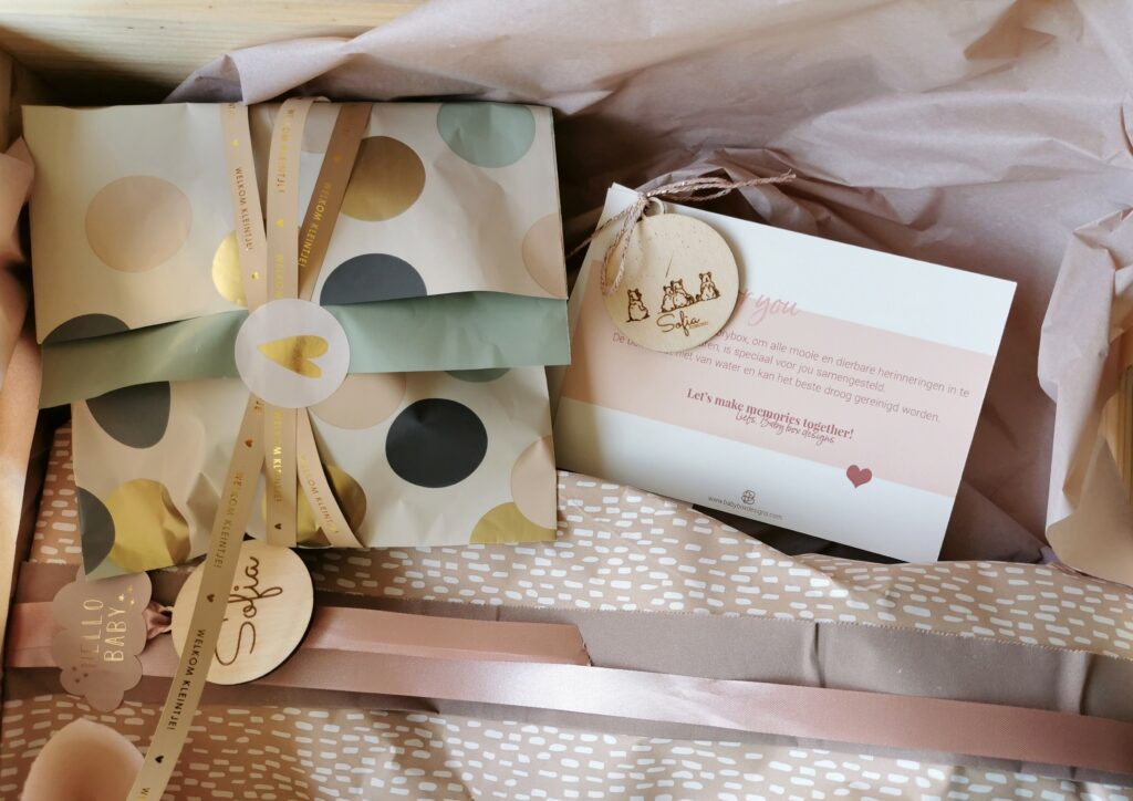 The Ultimate box - Baby box designs